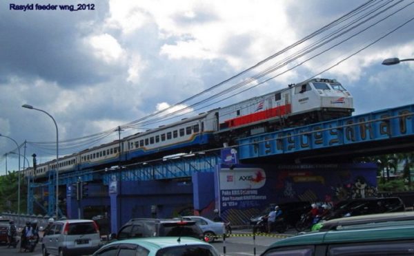 4 Viaduk Legendaris Di Indonesia, Viaduk Gilingan Solo Termasuk ...